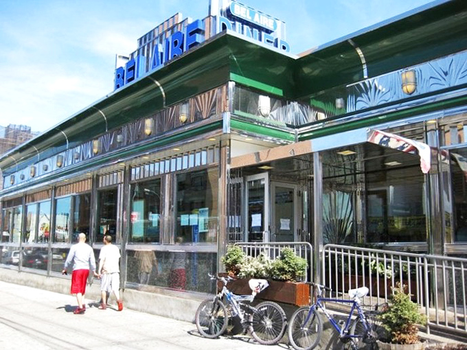 This shining Astoria landmark serves up everything from sunrise omelets to midnight pie with classic diner swagger.