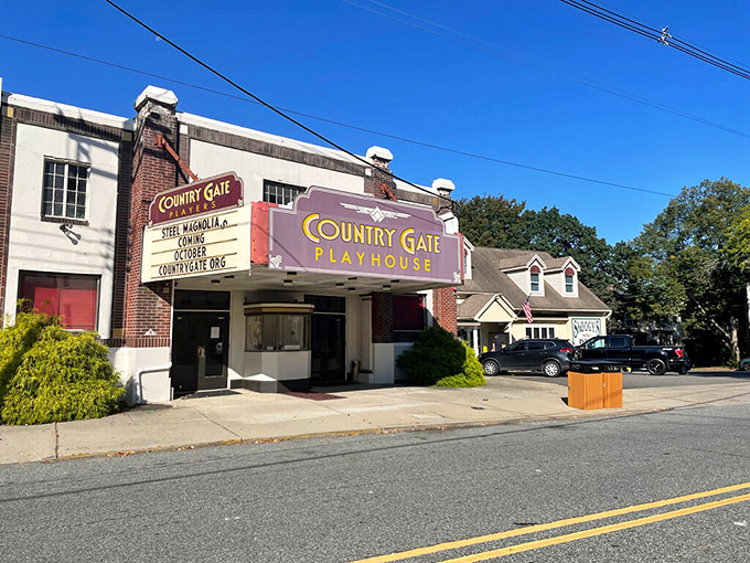 The Country Gate Playhouse brings a touch of Broadway to Belvidere, where your barber might be the leading man.
