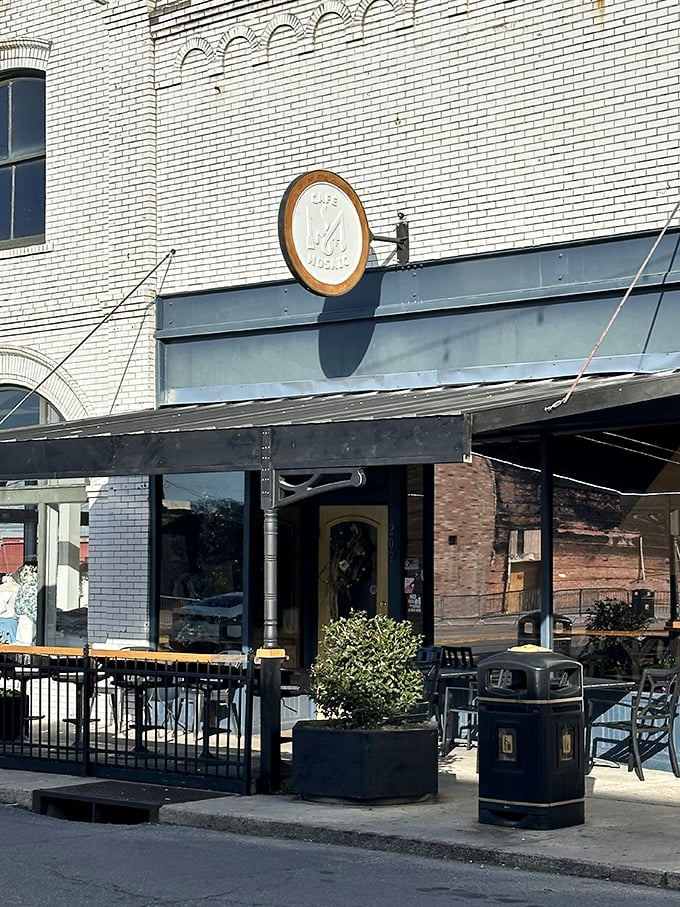 This charming brick caf&eacute; promises good food and good prices&mdash;two things retirees appreciate in equal measure in affordable Eunice.