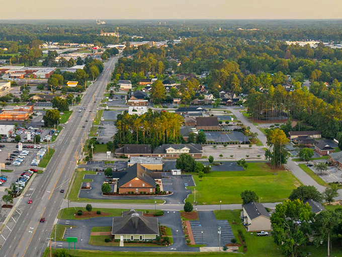 A bird's eye view of Lumberton reveals a practical layout that matches its practical cost of living. No frills, just affordable small-town comfort.
