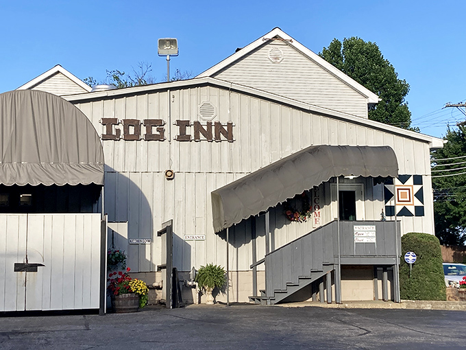 This unassuming white building has been feeding Hoosiers longer than most of us have been alive. The secret? They never mess with perfection.