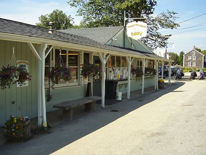 Quaint roadside stands and blooming flower baskets greet you in Woodstock, where charming local shops offer a warm, welcoming atmosphere.