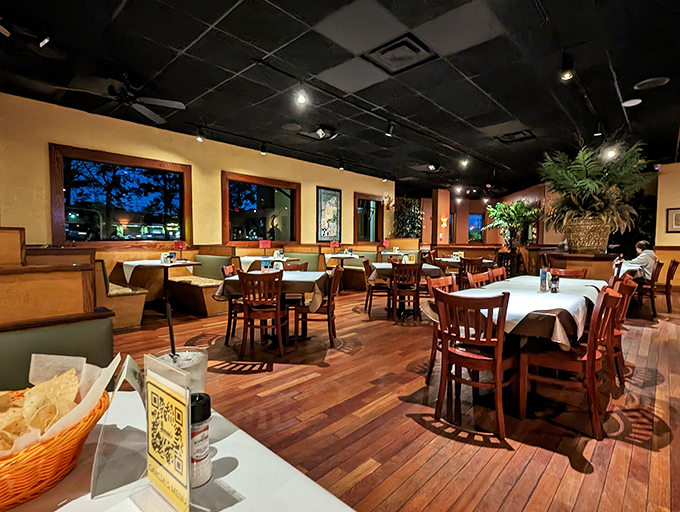 Warm wood tones, comfortable seating, and the promise of excellent food&mdash;restaurants like this make you want to linger long after the plates are cleared.