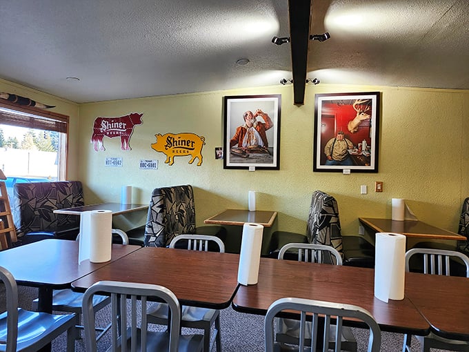 Shiner Beer signs and Texas-themed d&eacute;cor transport you straight to the Lone Star State, minus the 100-degree heat.