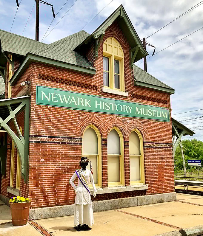 The Newark History Museum preserves the town's story in a charming brick building. Even history comes with a side of affordability in this delightful small town.