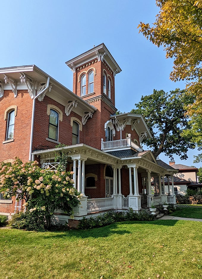The Porter House Museum isn't just another pretty Victorian&mdash;it's architectural eye candy with substance. Those ornate white porch details are the 19th-century equivalent of showing off.