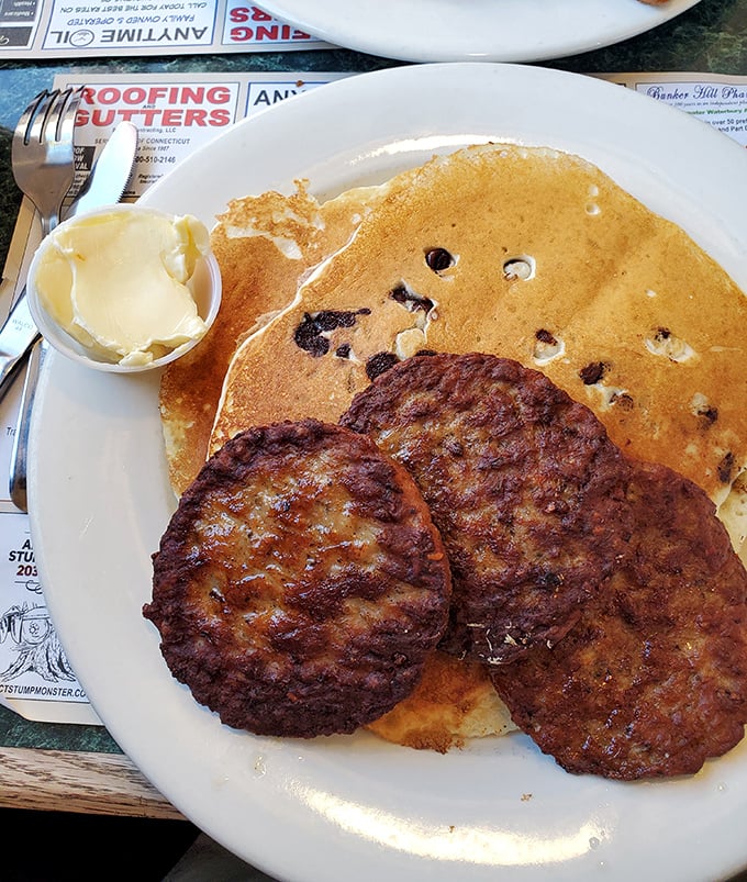 Pancakes and sausage patties &ndash; the Fred Astaire and Ginger Rogers of breakfast, dancing together in perfect harmony.