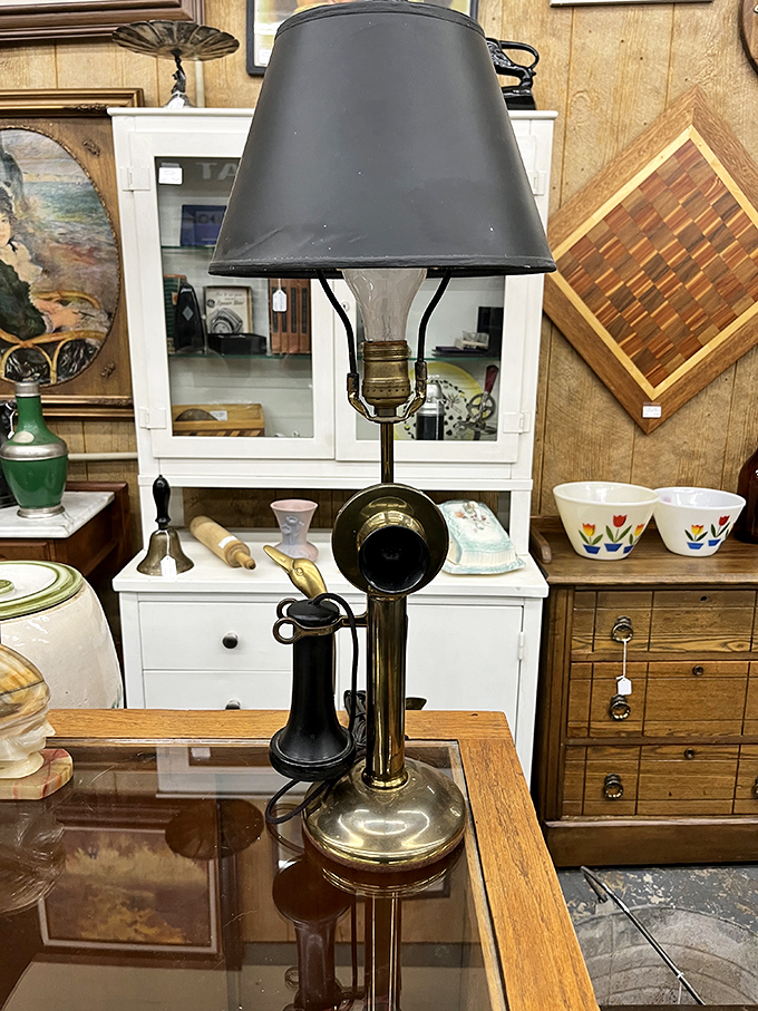 This vintage telephone-inspired lamp would make Alexander Graham Bell proud while adding conversation-starting illumination to any room.