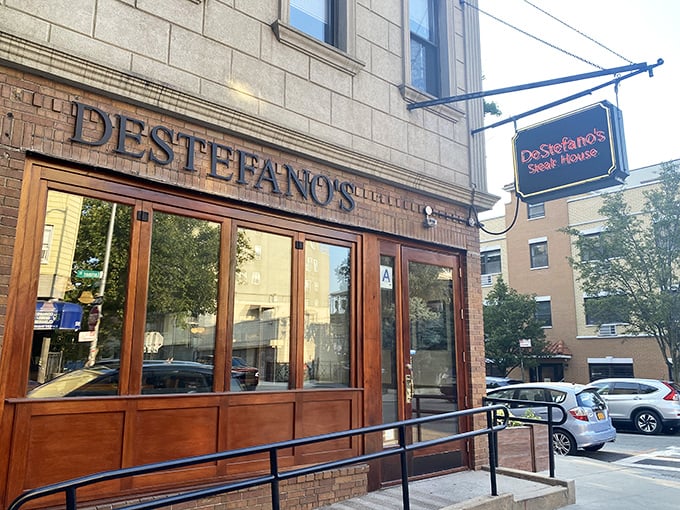 DeStefano's brick fa&ccedil;ade could be a movie set for "Brooklyn: The Golden Years," but the steaks are thoroughly modern miracles.