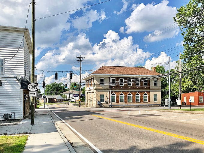 Independence offers suburban comfort with room to breathe&mdash;both for you and your retirement budget.