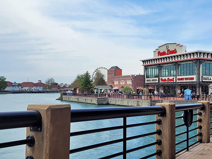 Myrtle Beach's boardwalk offers endless ocean views and people-watching&mdash;retirement entertainment that costs absolutely nothing.
