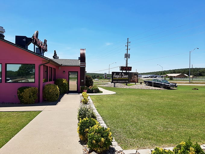 Pink as bubblegum and twice as sweet, Angel's Diner's roadside appeal is impossible to resist.