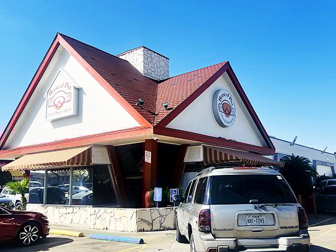 That charming A-frame roof houses more comfort than your favorite sweater on a cold Texas morning&mdash;especially when filled with pie.
