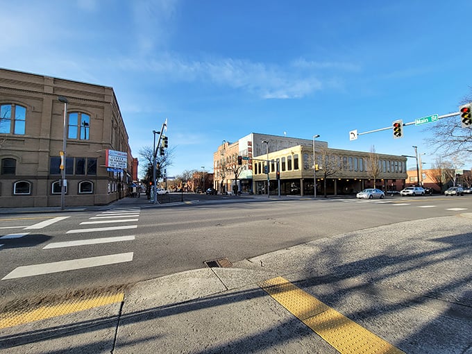 Rolling hills surround Moscow's tree-lined streets &ndash; where education and affordability create the perfect retirement equation.