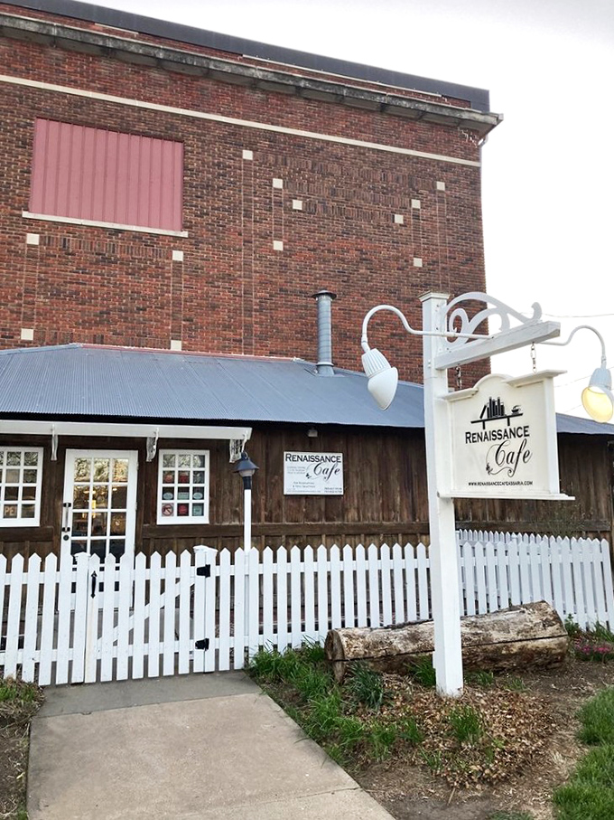 Old school meets new cuisine at this converted schoolhouse. The Renaissance Caf&eacute; proves learning never stops&mdash;especially when it comes to good food!