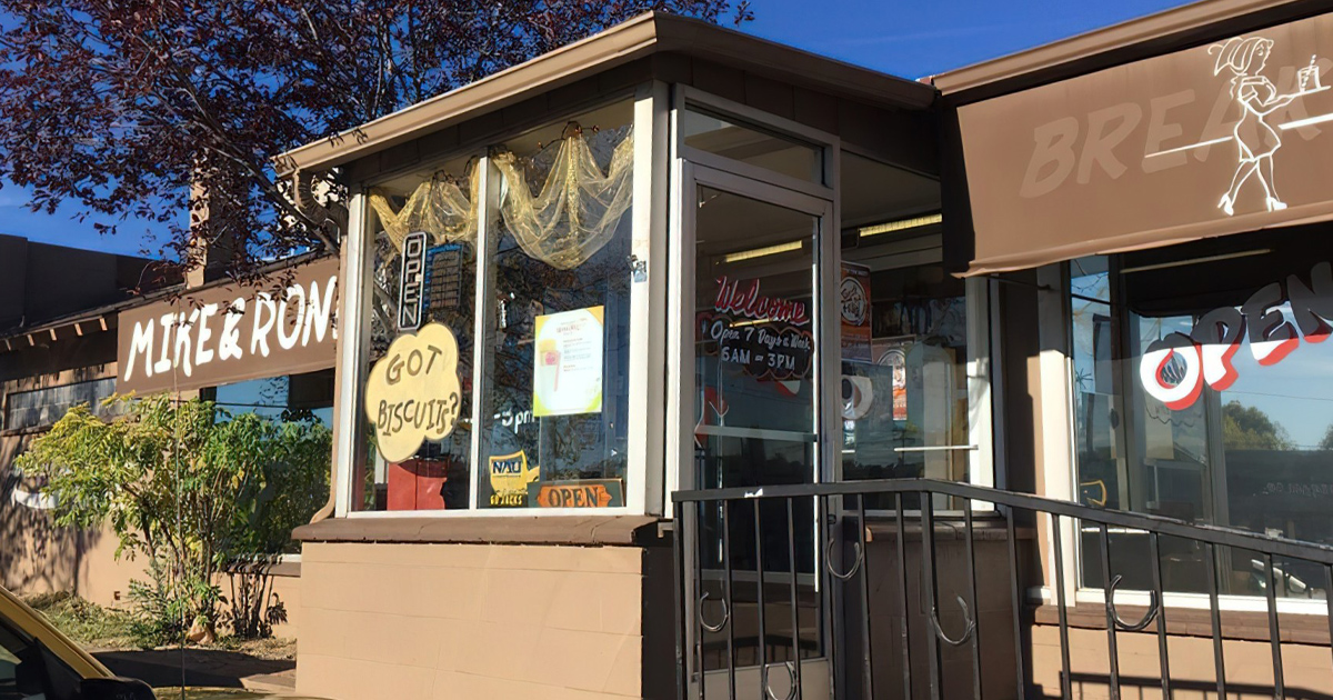 The Humble Restaurant In Arizona Locals Swear Has The Best Breakfast In ...