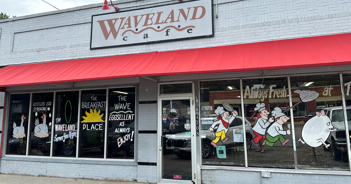 This Tiny Diner In Iowa Will Give You The Best Breakfast Of Your Life