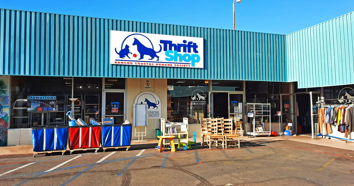 This Enormous Thrift Store In California Has Deals So Good, It’s Worth ...