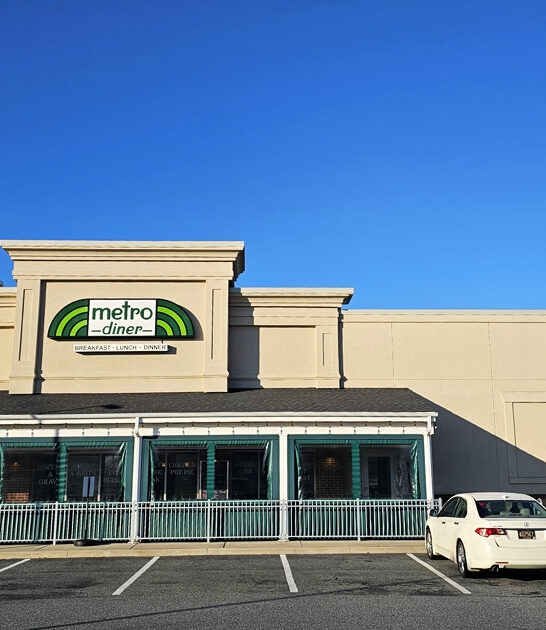 chicken waffles delaware ftr