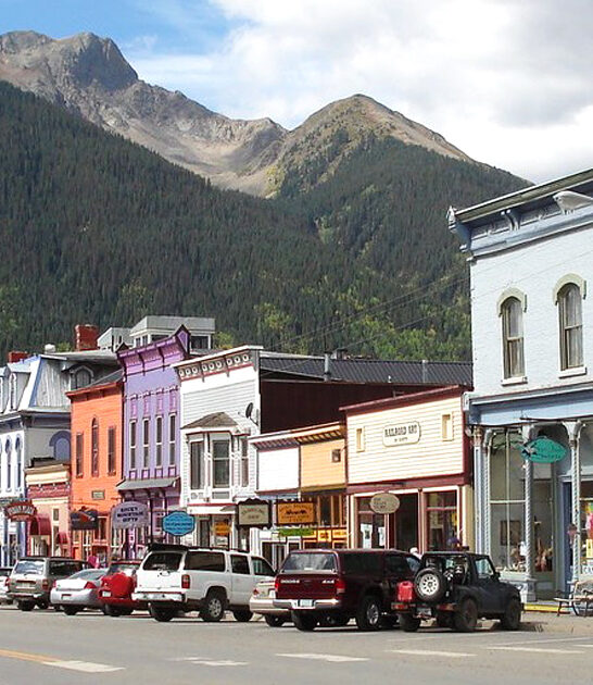 colorado peaceful neighbor town ftr