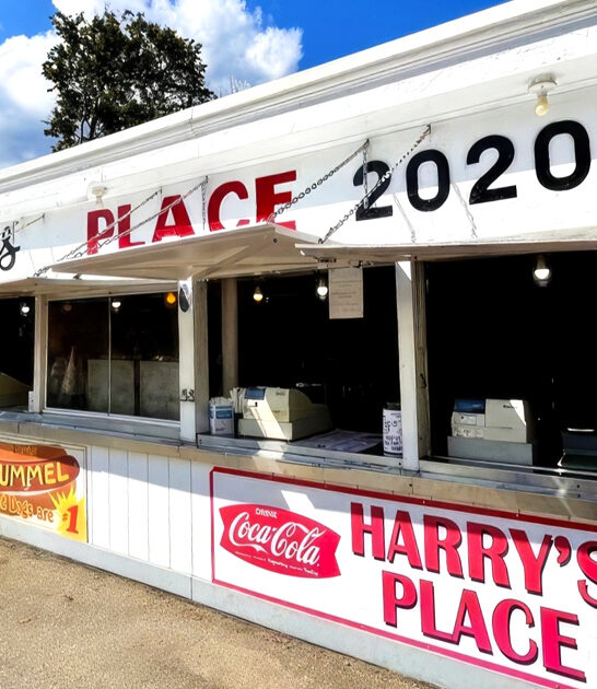 connecticut locals delicious burgers ftr