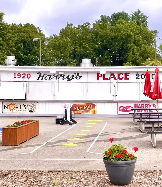 connecticut restaurant best burgers ftr