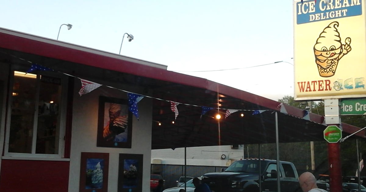 This Tiny Ice Cream Shop In Delaware Will Serve You The Best Sundaes Of ...