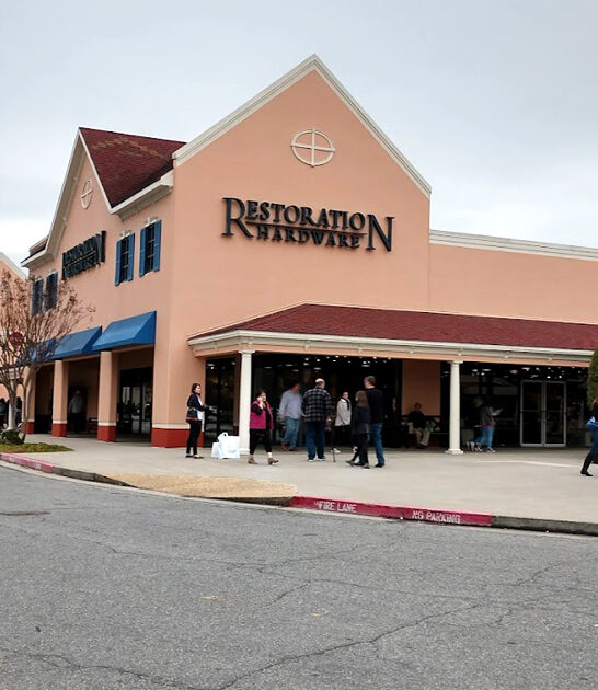 enormous outlet mall georgia ftr
