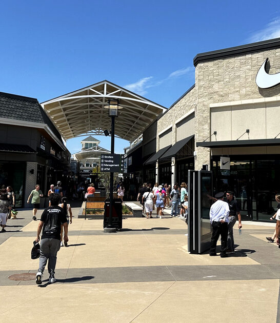 enormous outlet mall oklahoma ftr
