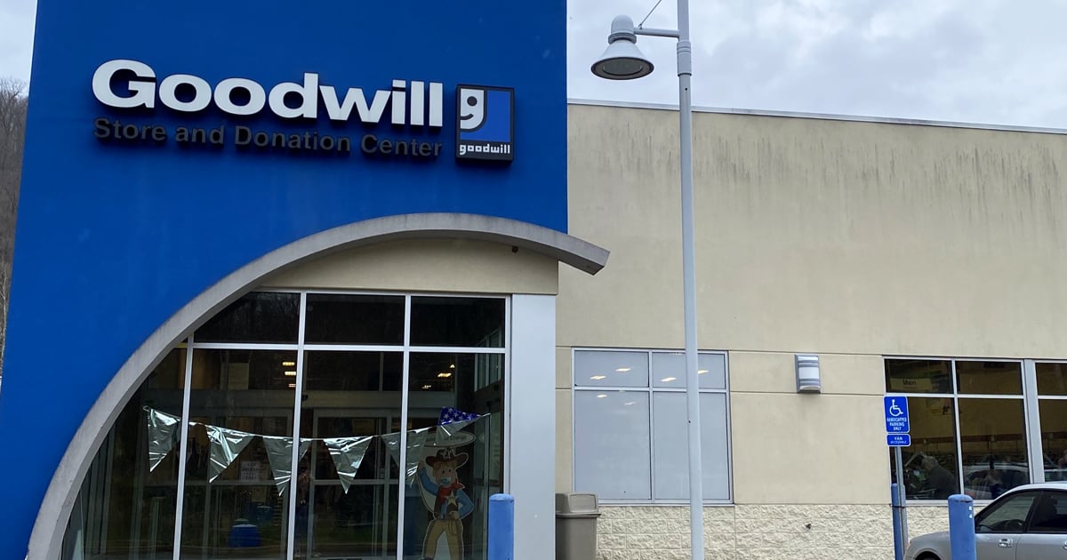This Massive Discount Store In West Virginia That Takes Nearly All Day ...