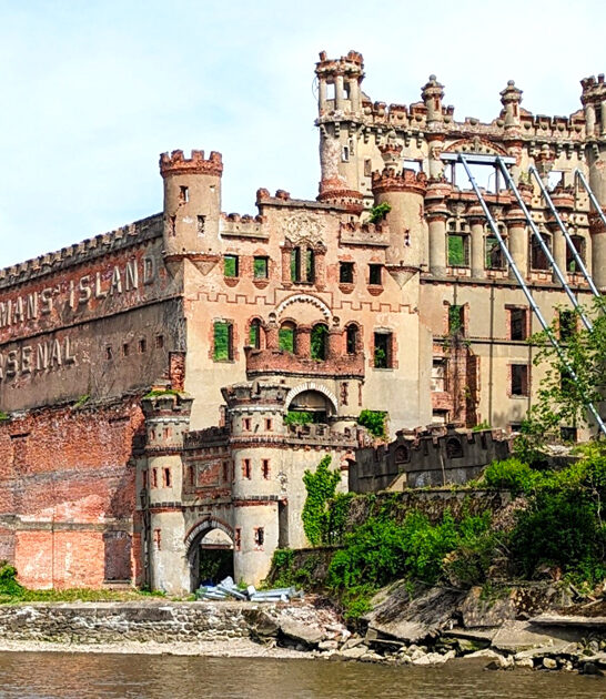 fascinating castle new york ftr