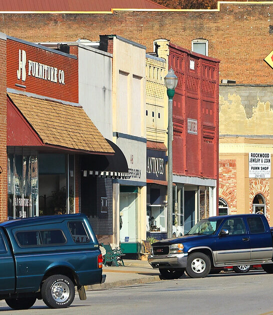 fun retirement cities tennessee ftr