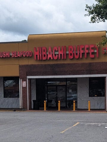 The Legendary All-You-Can-Eat Buffet In Georgia That Locals Can’t Stop ...