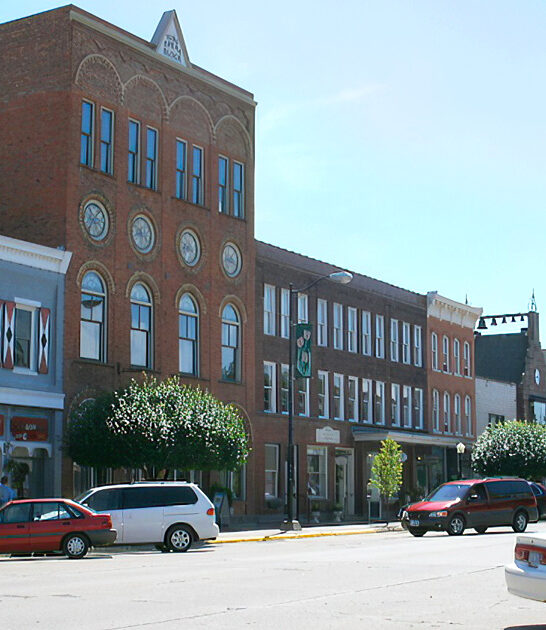 gorgeous iowa small towns ftr