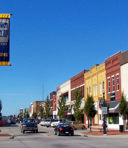gorgeous tiny kansas town ftr