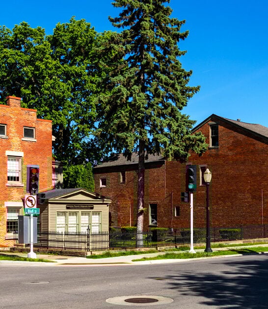 gorgeous towns iowa ftr