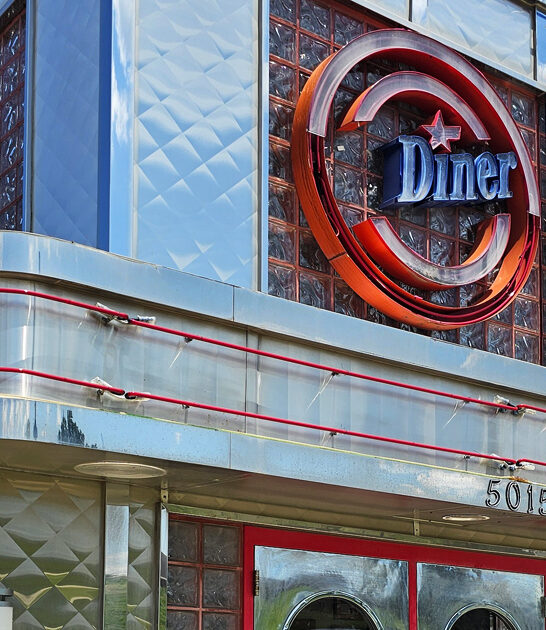 iowa unpretentious diner food ftr