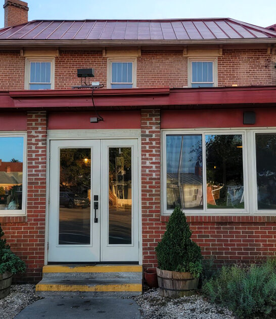 legendary restaurant ohio barbecue ftr