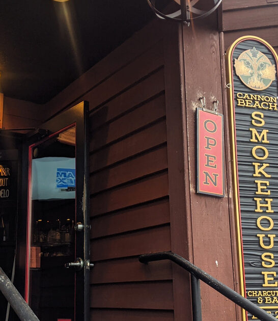 legendary restaurant oregon barbecue ftr