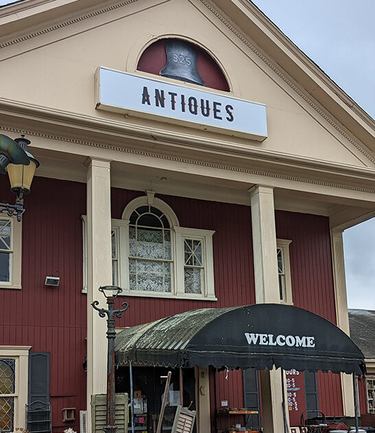 massachusetts charming vintage store ftr