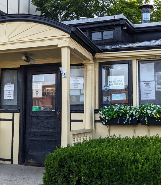 massachusetts classic burger restaurant ftr