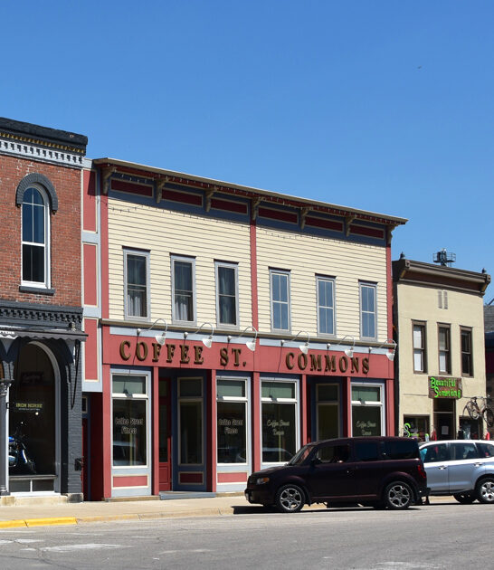 minnesota-town-filled-antiques-ftr