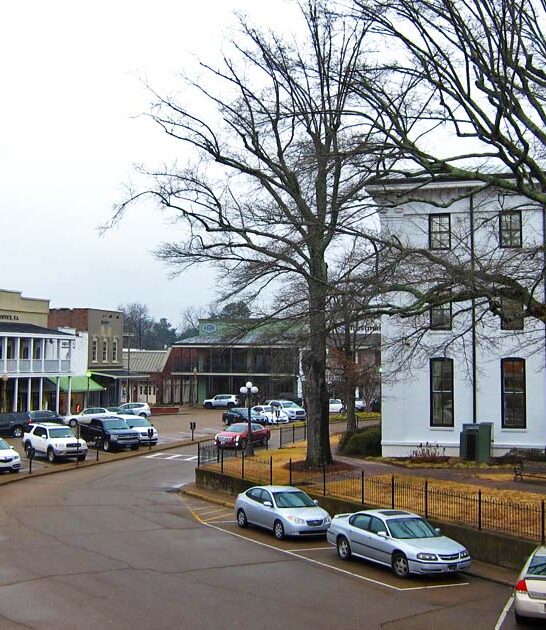 mississippi weekend getaway towns ftr