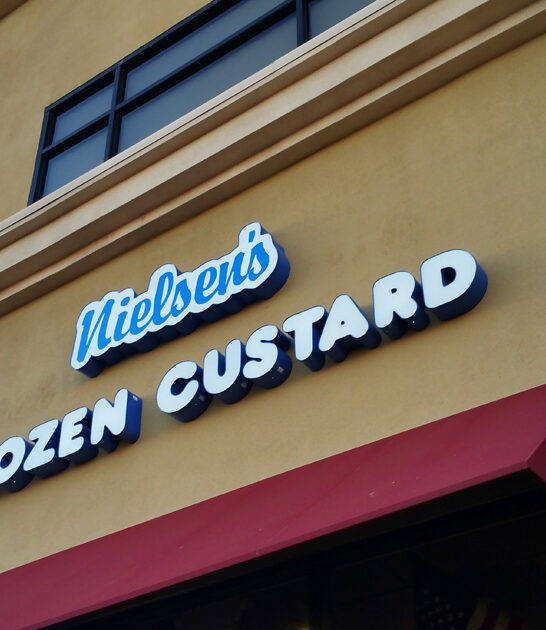 nevada ice cream sundaes ftr