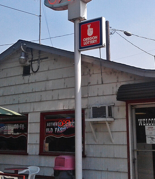 oregon burger craving eats ftr