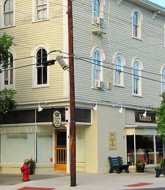 peaceful neighborhood michigan towns ftr