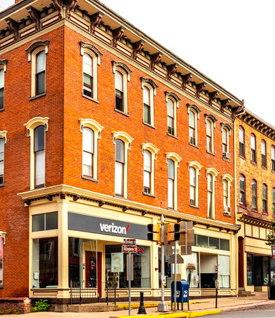 pennsylvania scenic getaway town ftr