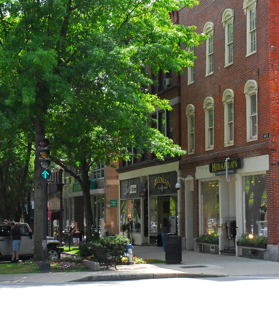 picturesque town new hampshire ftr