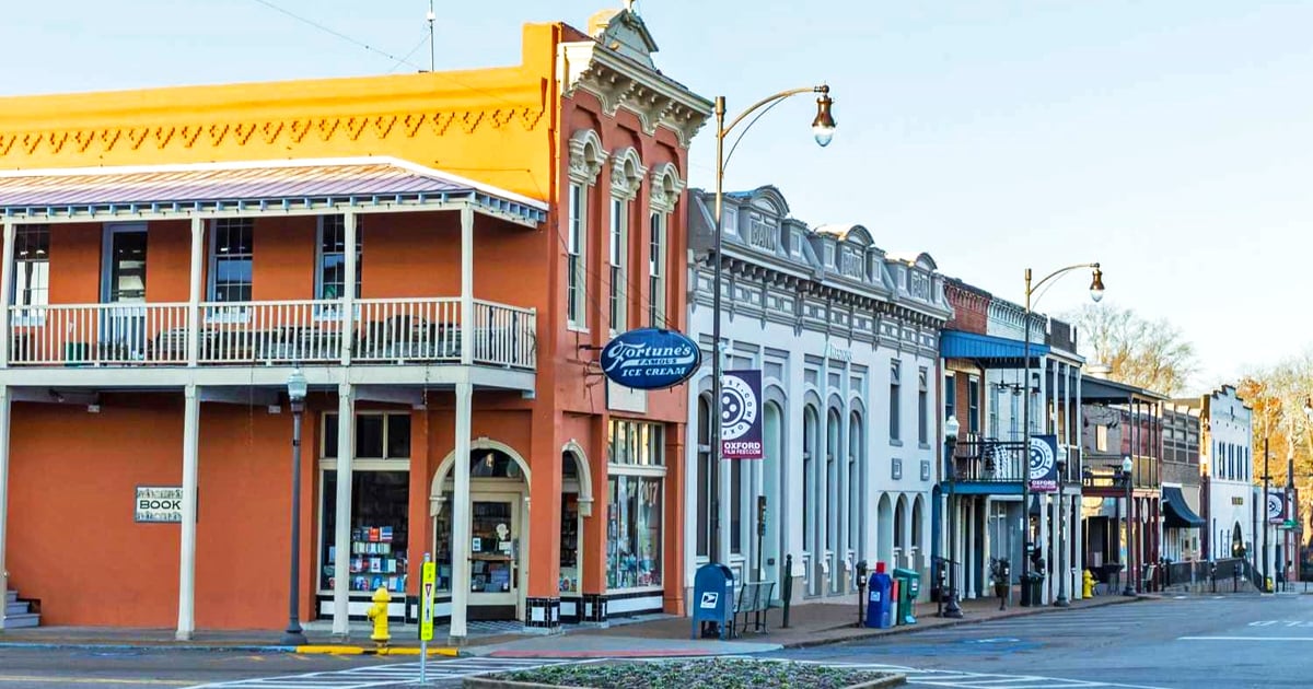 This Quiet Town In Mississippi Is Perfect For Slowing Down And Starting ...