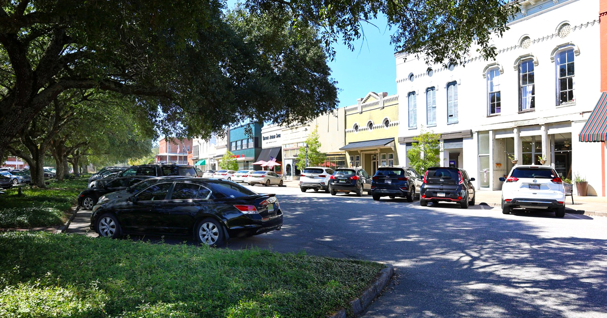 This Slow-Paced Town In Alabama Is So Peaceful, You’ll Forget Stress Exists